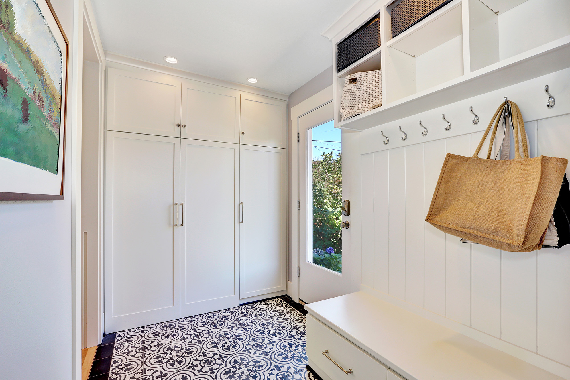 Using Tile Flooring to Enhance Small Spaces in South Florida | Dolphin ...