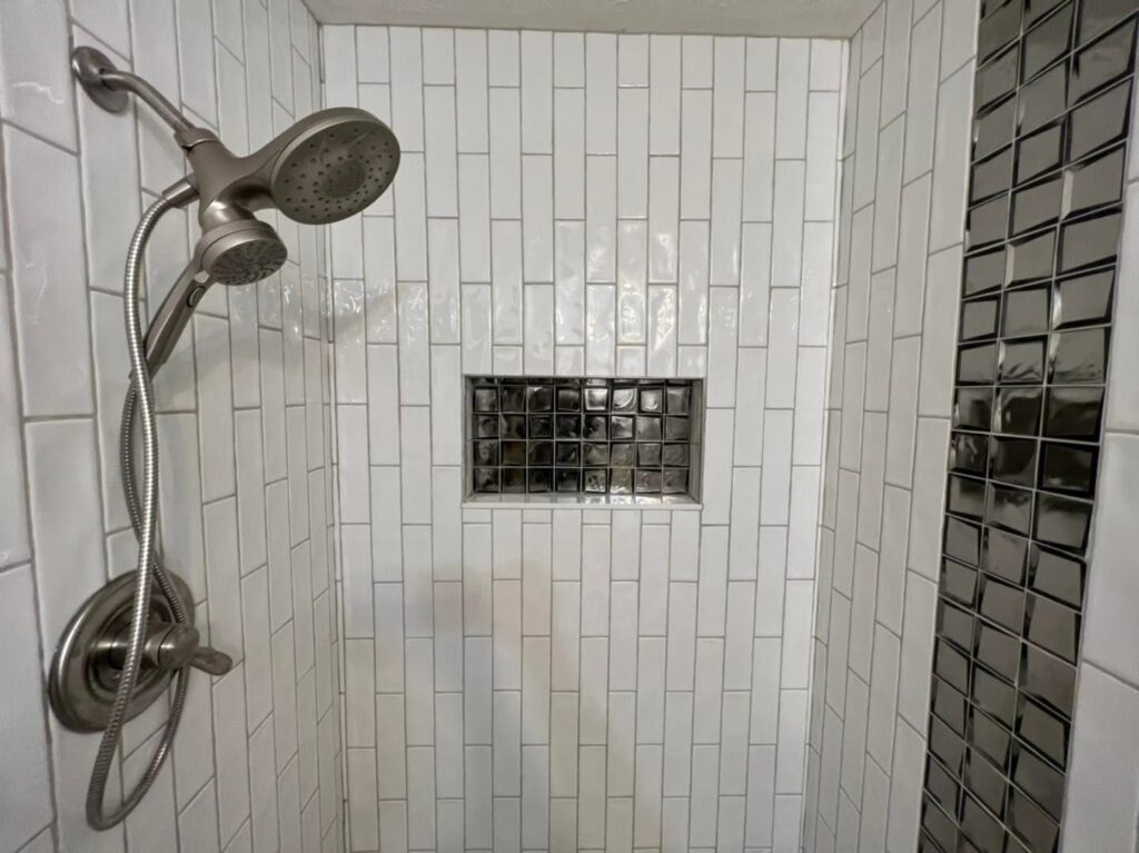 How to Choose Horizontal vs Vertical Tile Lay for Your Space in South ...
